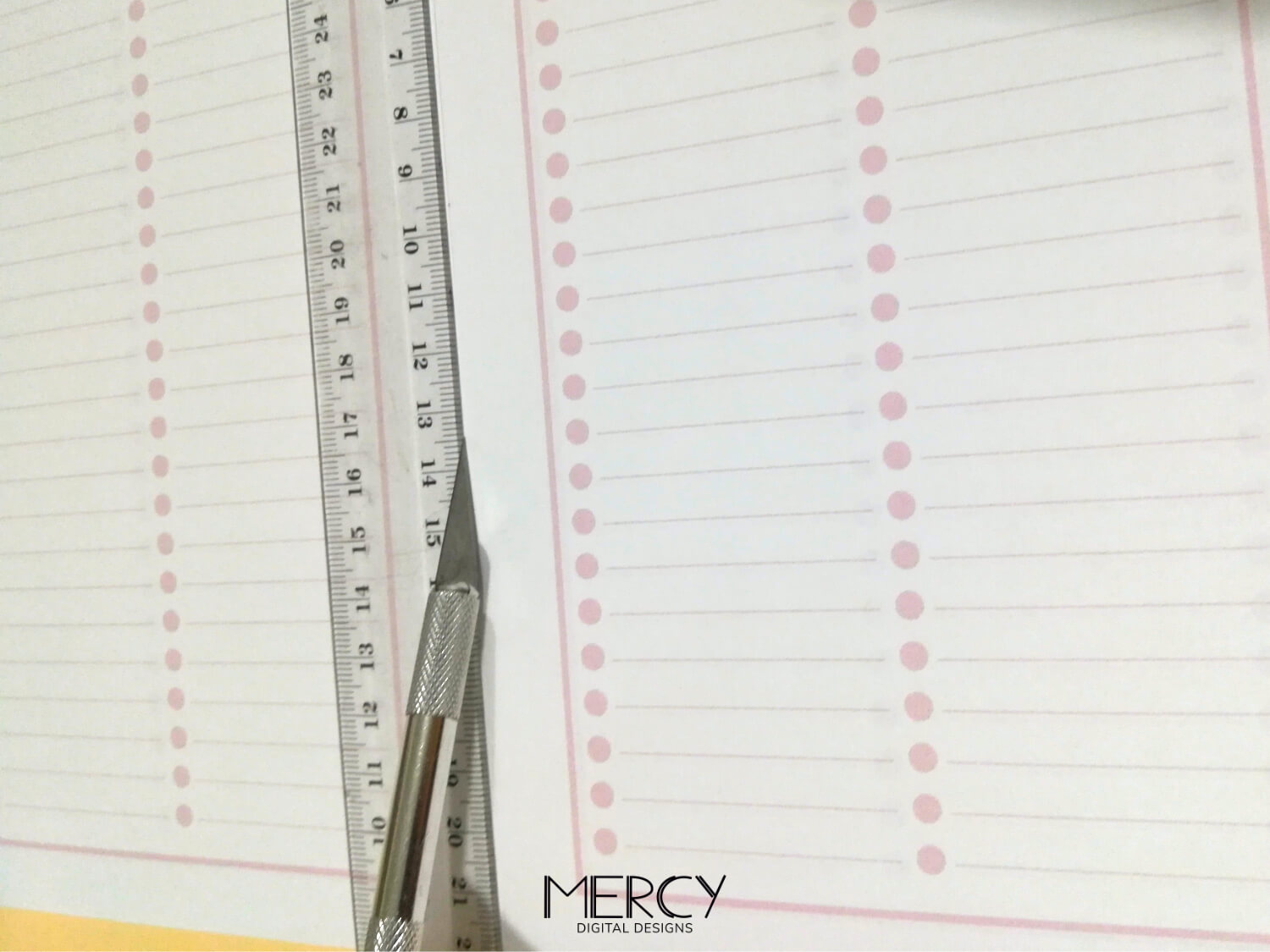 How to Cut Printable Planner Inserts • Mercy Digital Designs